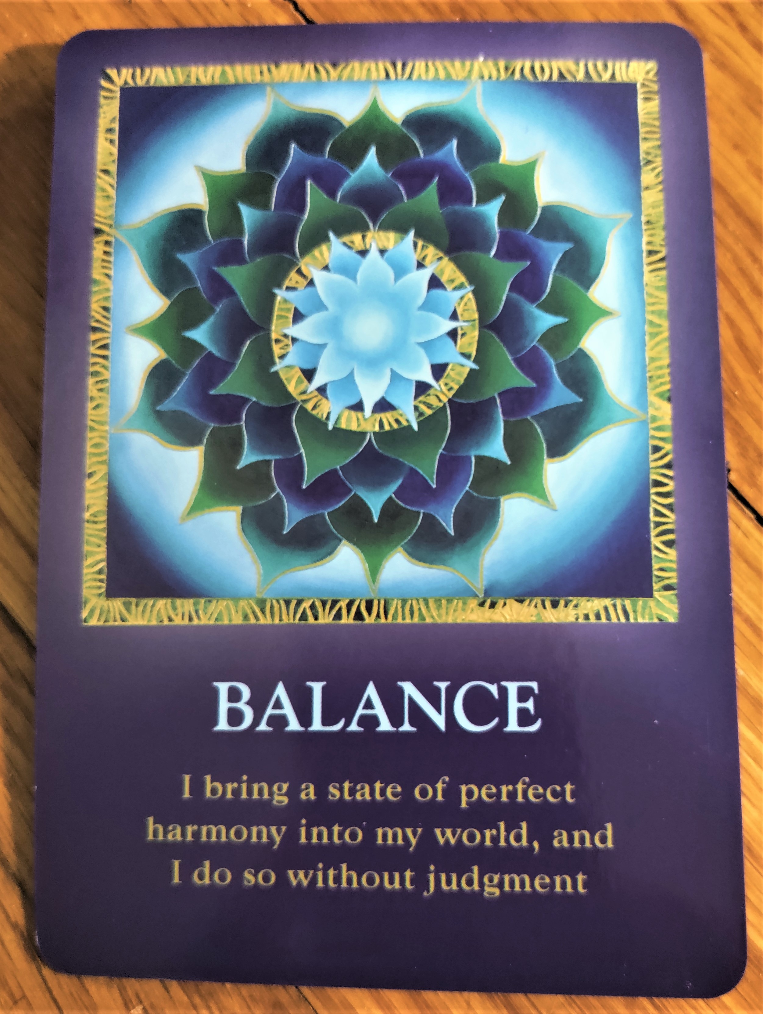 Oracle Card Message For the Weekend – Ms. Joyce Tarot